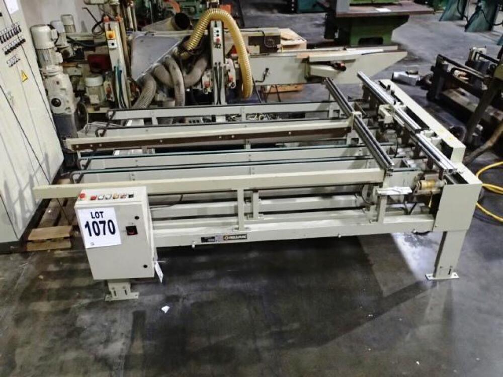 Illuminated '5b' Gate Sign