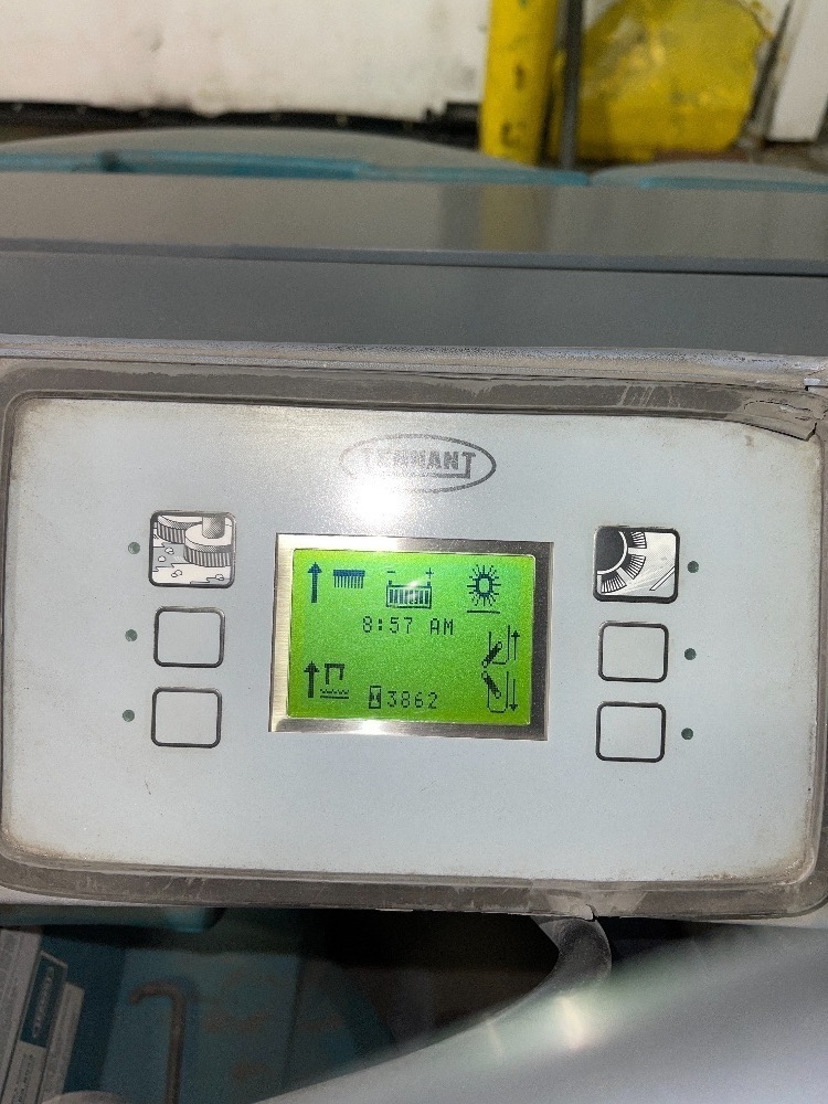 TENNANT 8300 BATTERY POWERED RIDE ON SCRUBBER SWEEPER