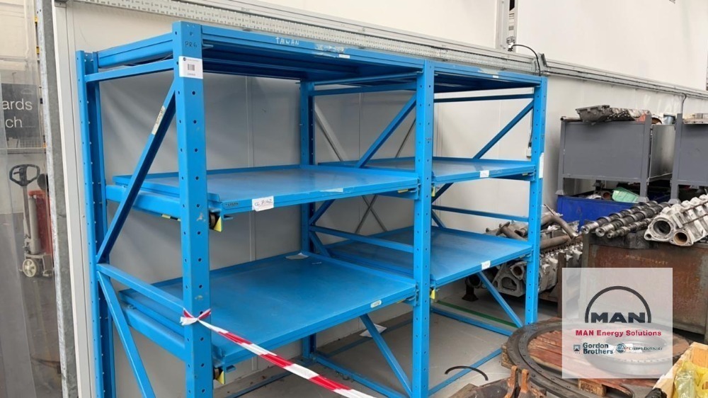 2 x Bay of heavy duty Lista pull out racking. Capacity 900kg